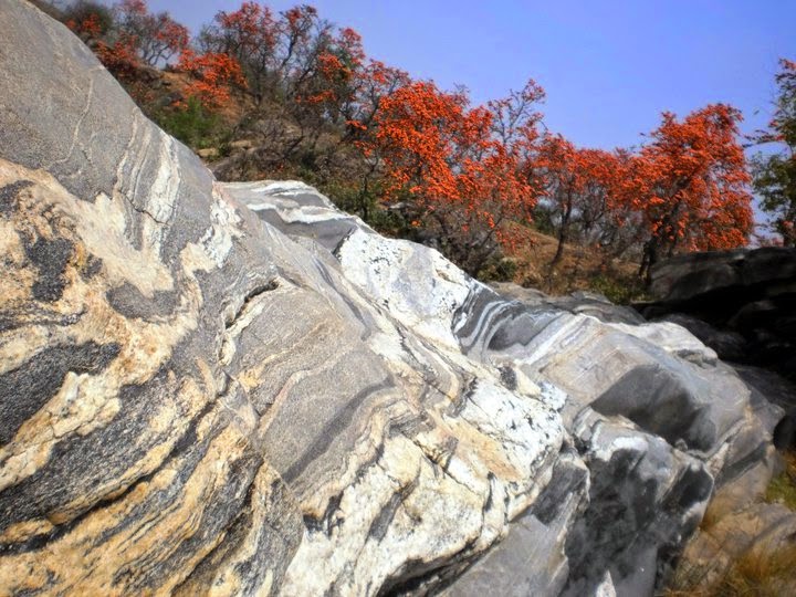 Travel and Trekking: Simultala