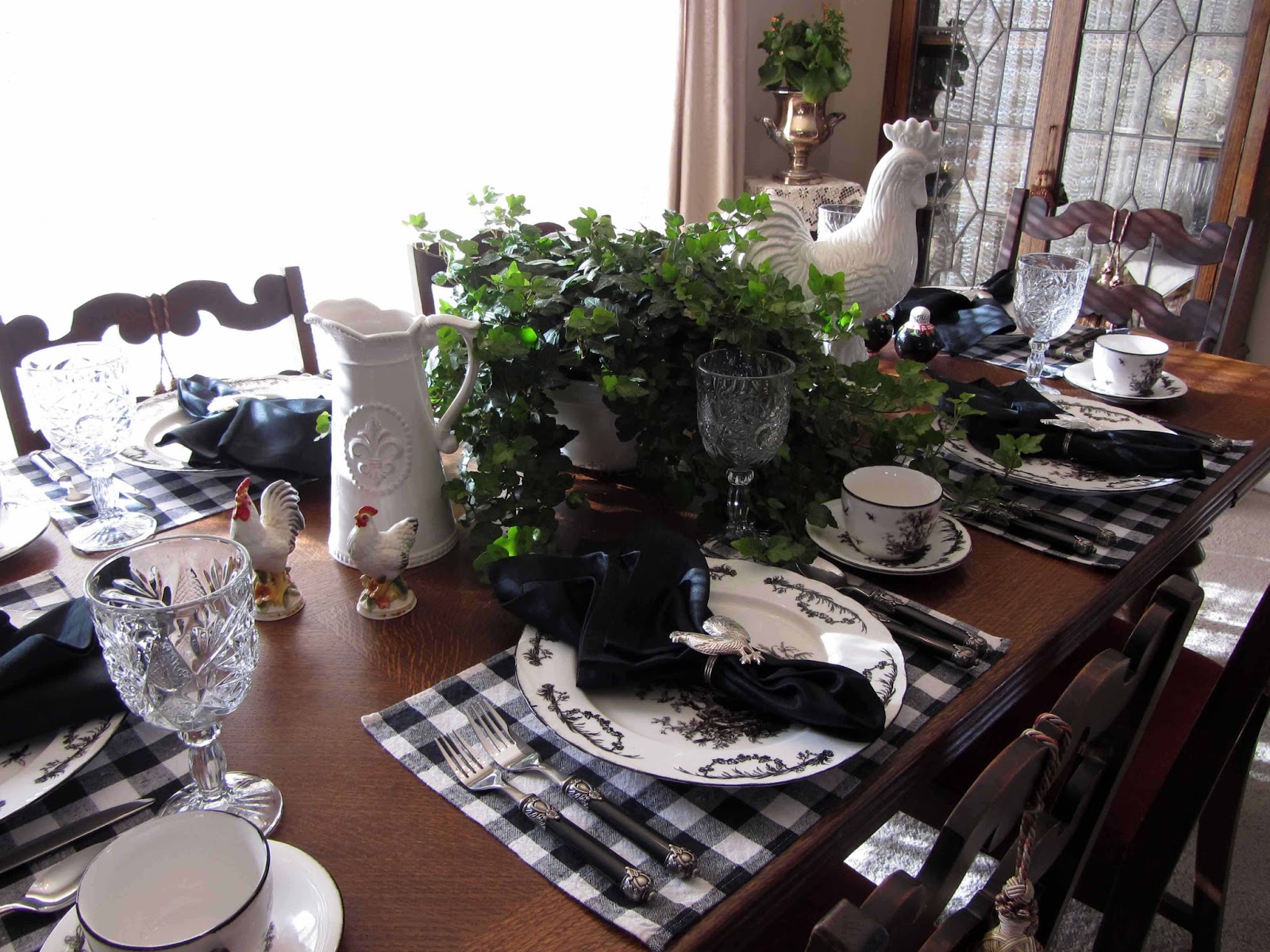 Creative Journeys: Crowing Rooster Tablescape and a winner announced!