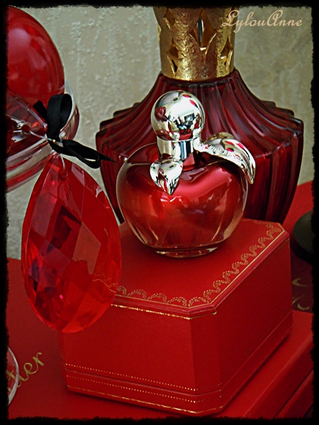 Lylou.Anne Collection: Du rouge pour la Ronde des Couleurs...