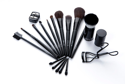 MAQUILLAJE BELLEZA: Accesorios. Maquillajes