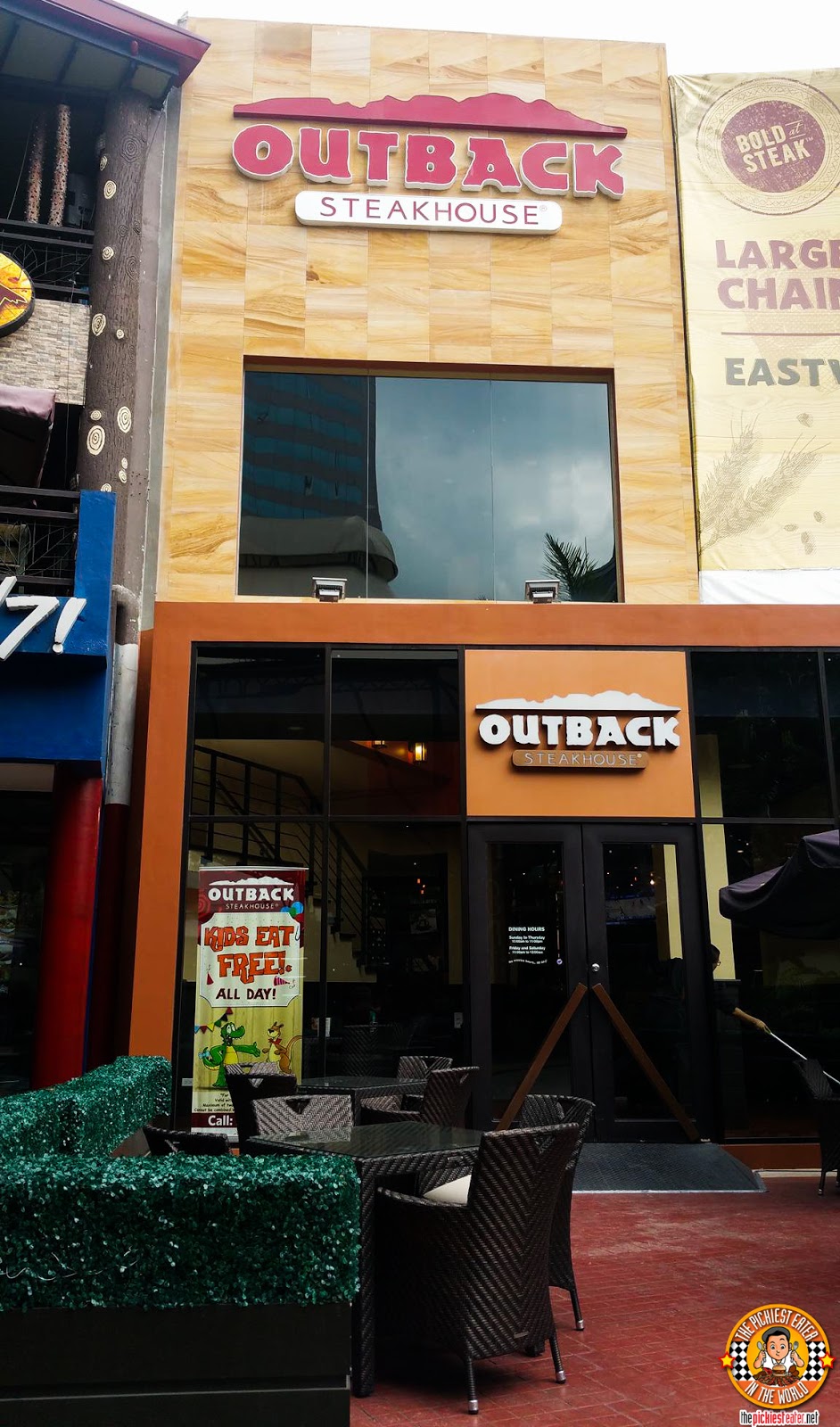 THE PICKIEST EATER IN THE WORLD: OUTBACK STEAKHOUSE MAKES A MOVE TO ...