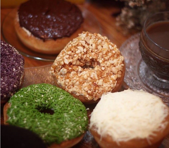 Food Review - Nougat Donut from Infinity Bites