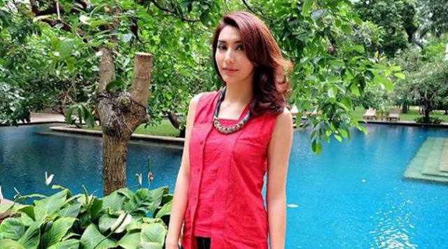 Selebritis Artis Hot: Koleksi Komplit Foto Hot dan Seksi Artis Tyas Mirasih