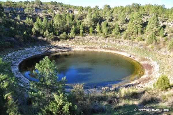 GEOMORFOLOGÍA 4º: Sistema azonal: Relieve Kárstico