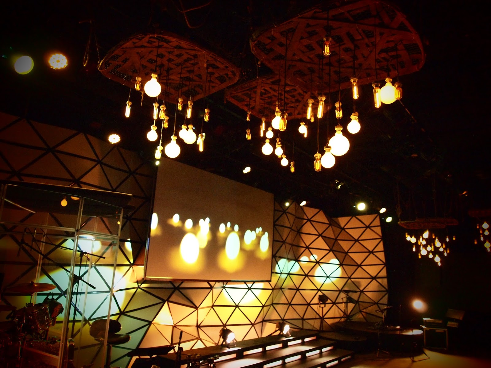 Todd Bougher: Origami Triangle Stage Design