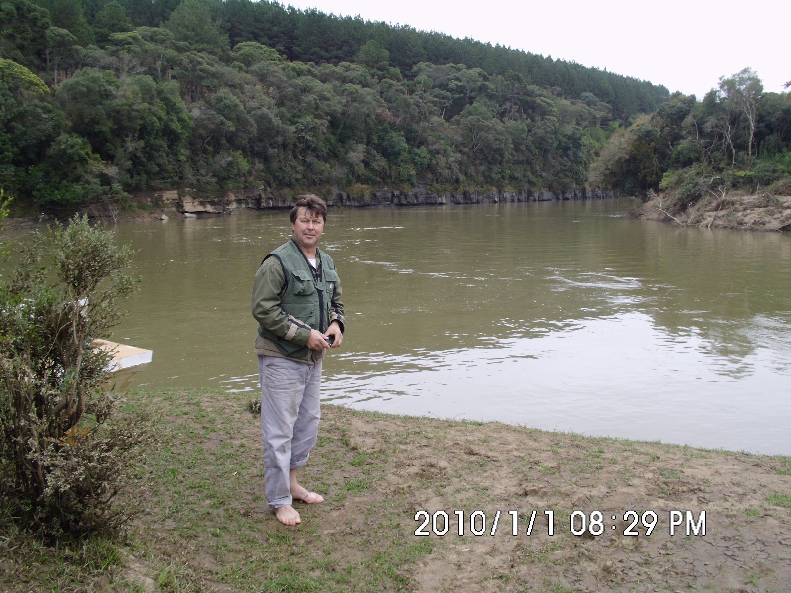 UM PASSEIO PELO RIO NEGRO - PARANÁ