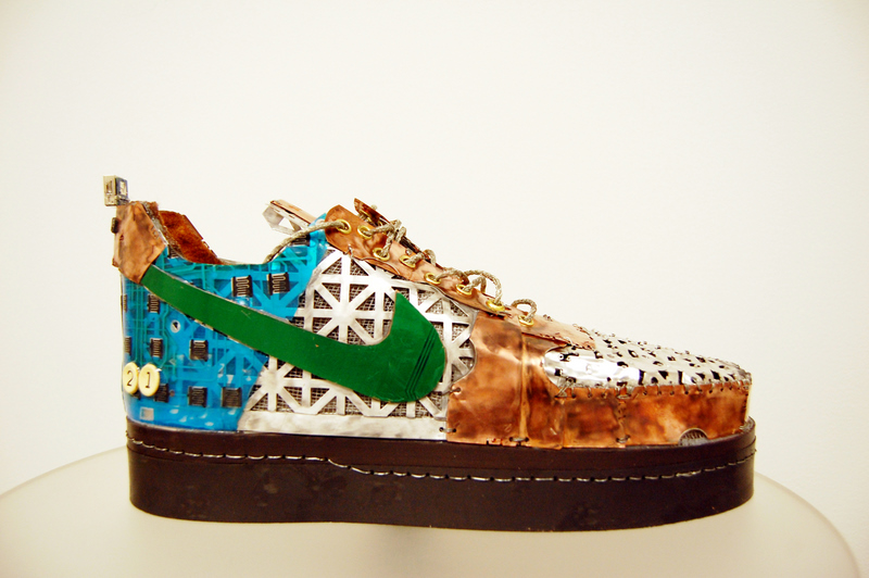 ROS.E.: Awesome Nike shoe sculptures