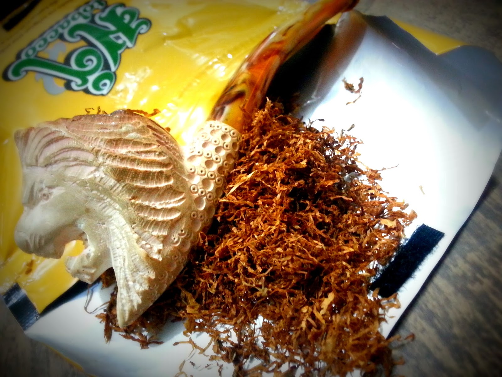 Sabor de Tabaco: Hi Tobacco Virgínia Blend - resenha completa!