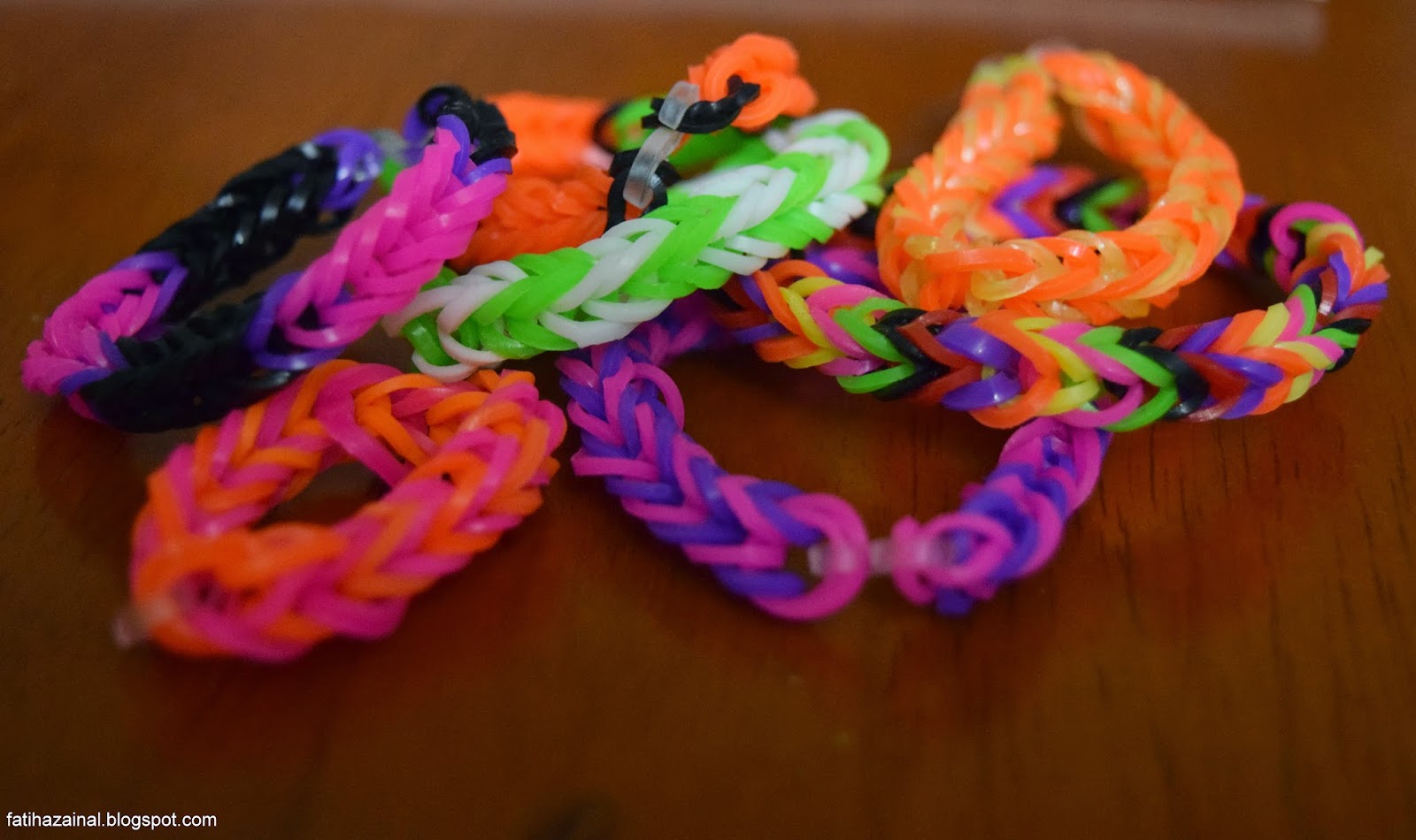 Looms Band? | Fatiha Zainal