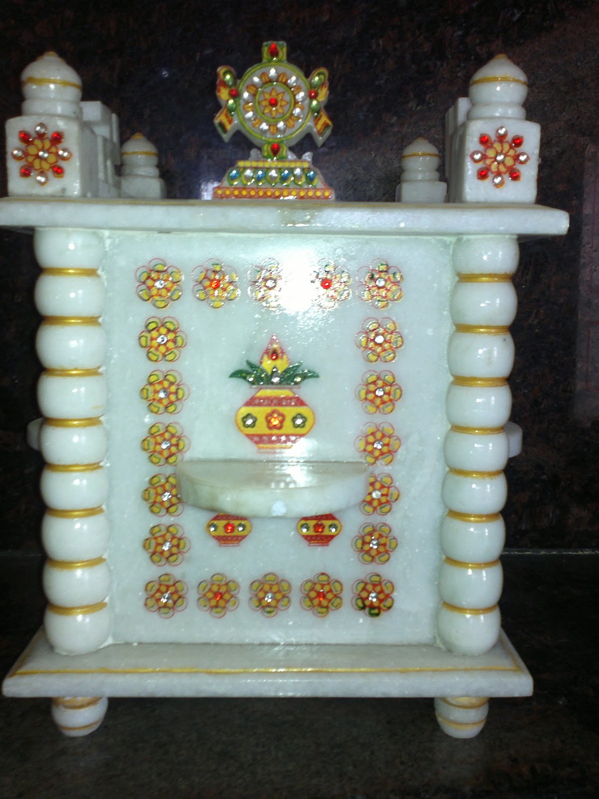 HARI OM MARBLES AND GRANITES: TULSI POT'S / KUNDA'S WITH PAINTINGS AND ...