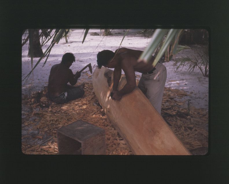 Proa Sailing: Carving the hull