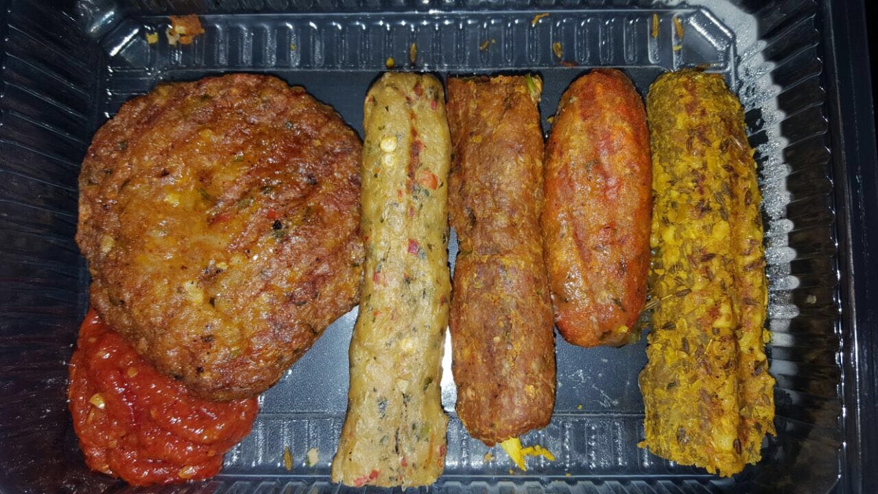 MISS FOODIE DIARIES: REVIEW ON NOTHING BUT CHICKEN, MUMBAI