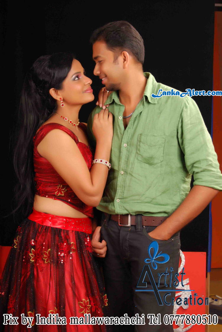 Sri Lanka fashion blog: Sri Lankan actress Umayangana Wickramasinghe new