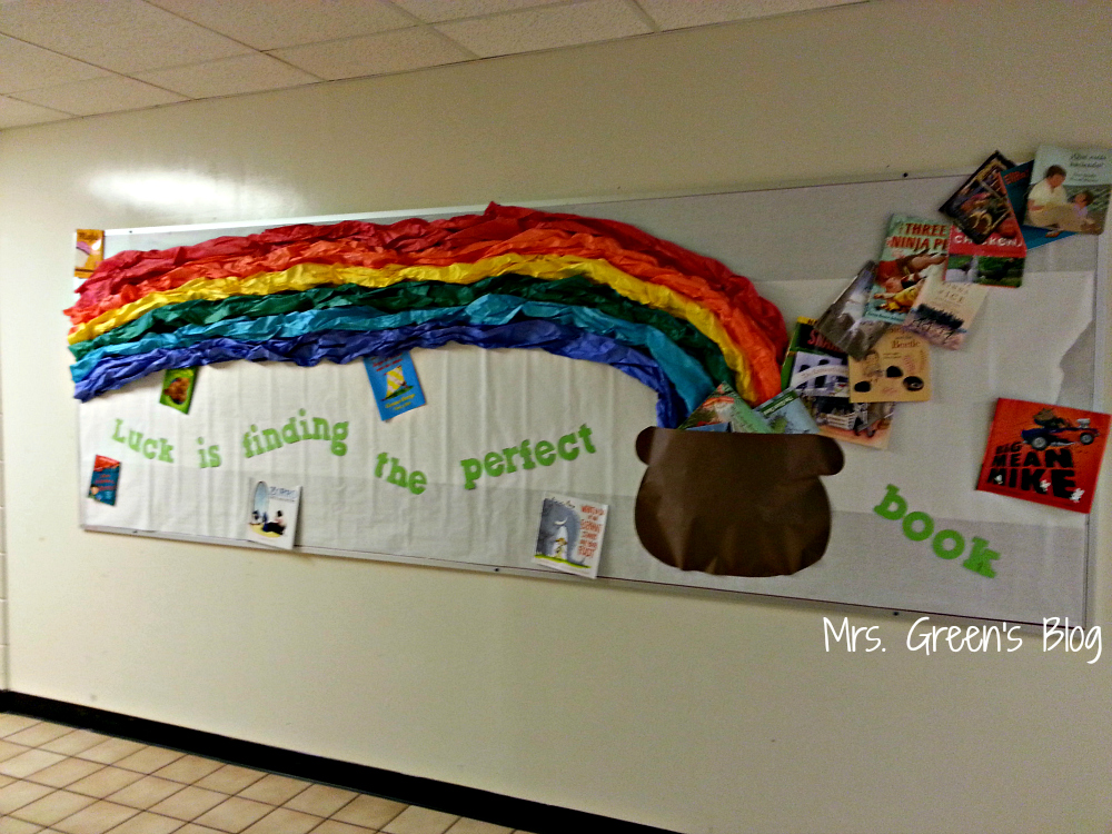 Mrs. Green's Blog: March Library Bulletin Board