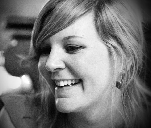 KL!NK & friends present: THE BLACK of NIGHT: Artist's portraits