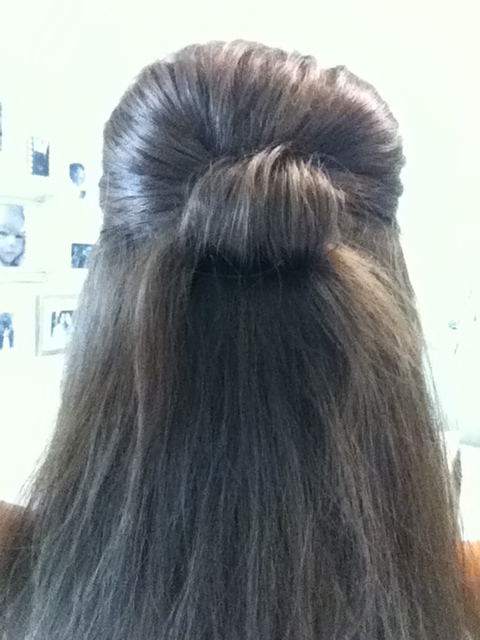 looks 2 b loved: Step by Step Half Up Beehive With Loop Detail