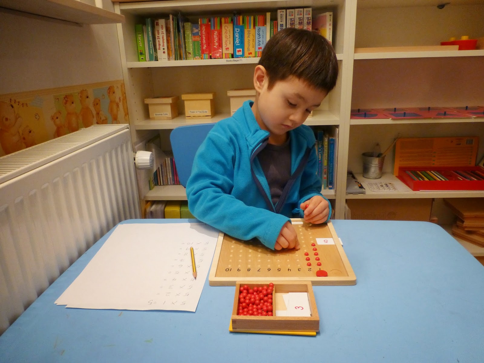 Family FECS: Montessori Activity: Multiplication Bead Board (乘法珠板 ...