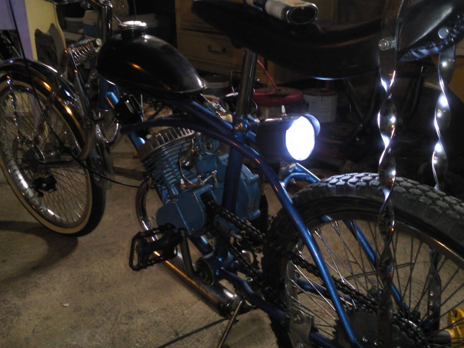 Motorized Low Rider Bike: Motorized Low~Rider Bike