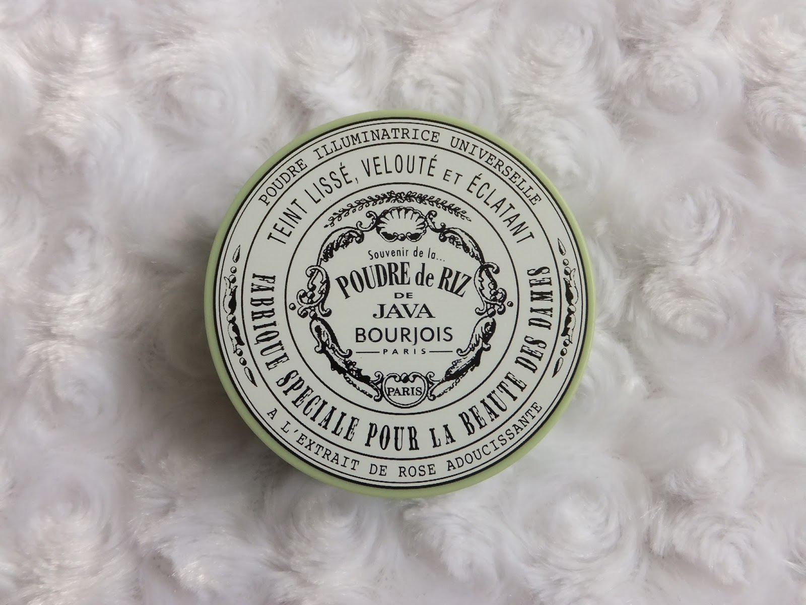 Fern & Blush: Bourjois Java Rice Powder | Review