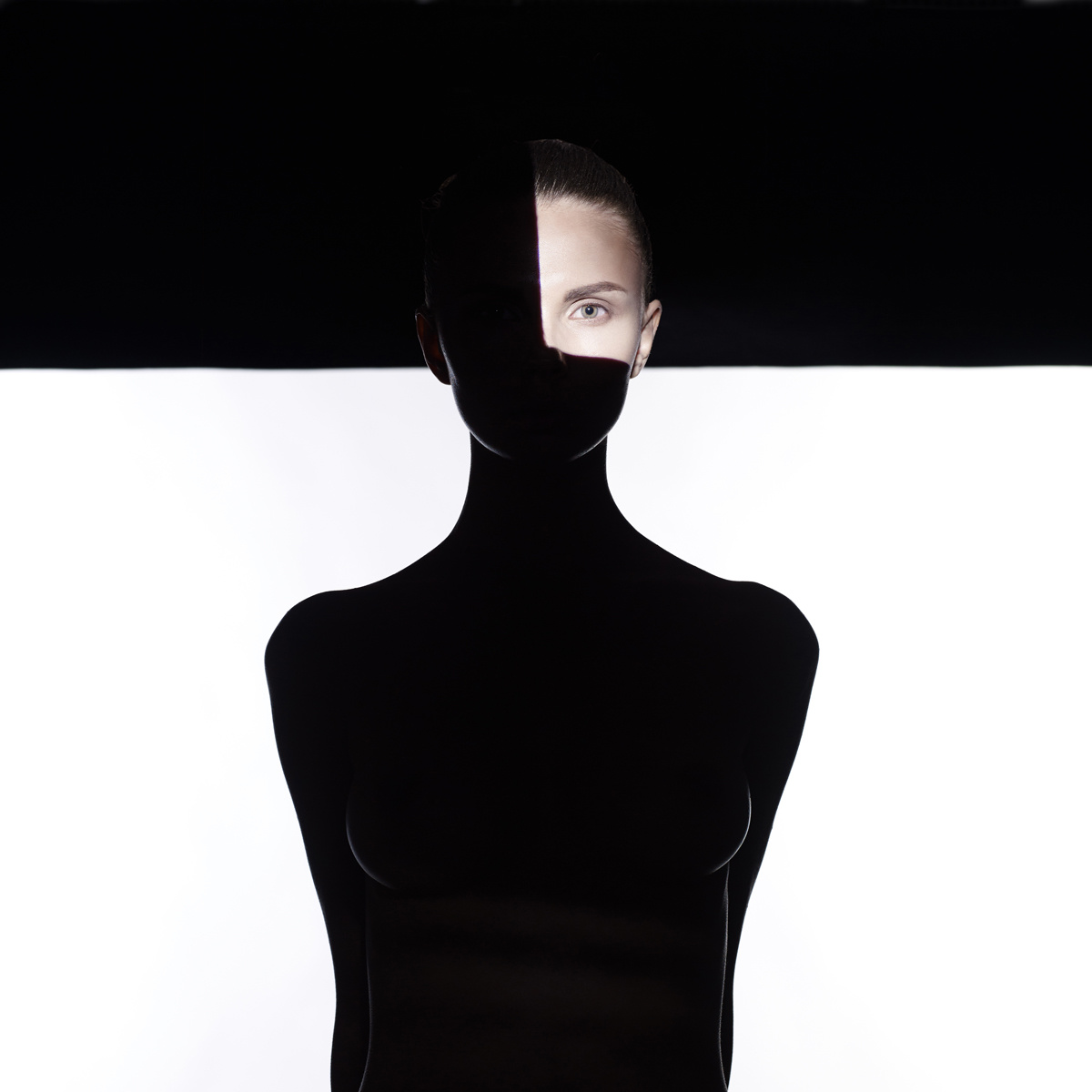 ::B L O G H I S T A∙P E R∙C A S O:: : George Mayer :: Light-Shadows