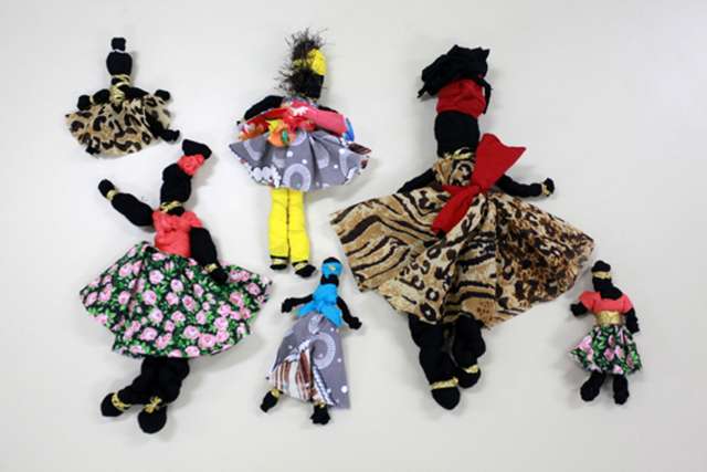 Negra ação: Abayomi abay:encontro, omi:precioso