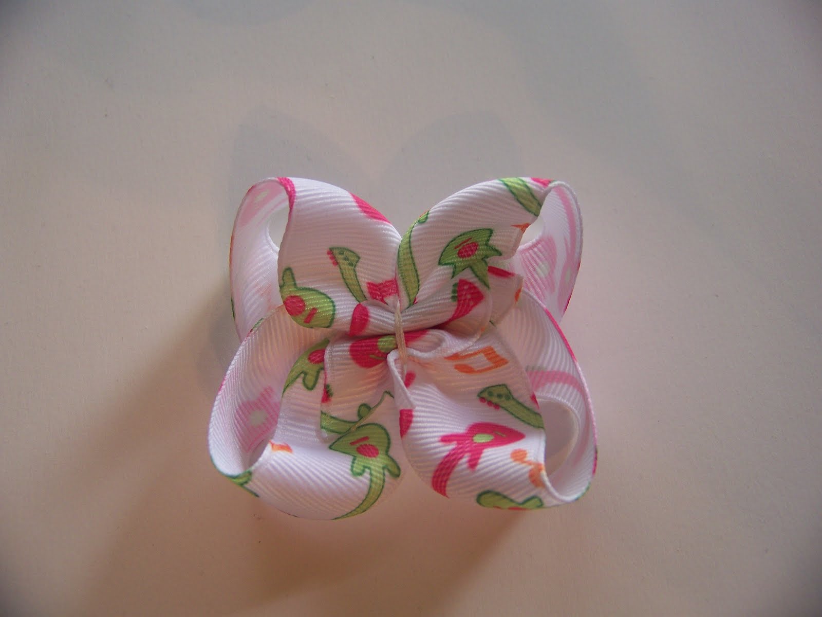 BOWtiful Bows Boutique: Boutique Bow Tutorial