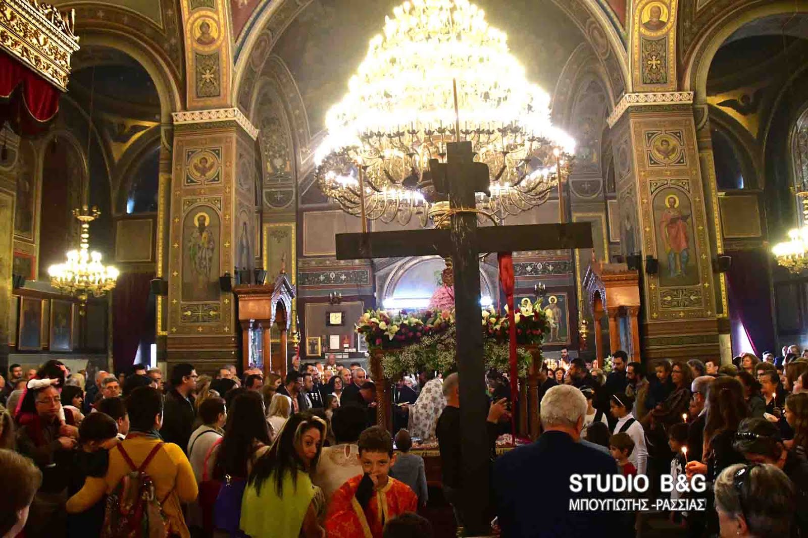 Άγιοι και Εκκλησία: Η ΑΠΟΚΑΘΗΛΩΣΗ ΣΤΟ ΜΗΤΡΟΠΟΛΙΤΙΚΟ ΝΑΟ ΤΟΥ ΑΓΙΟΥ ...