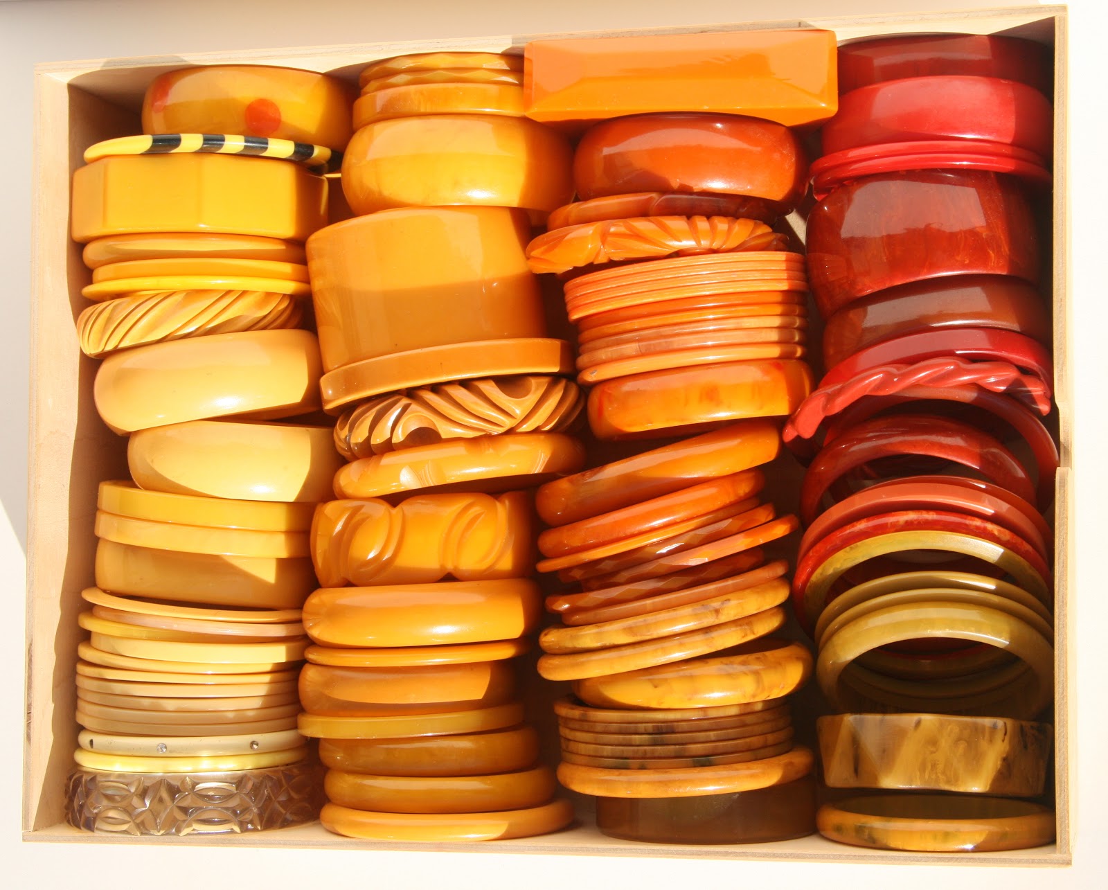 An Old Farm: Bakelite Buttons