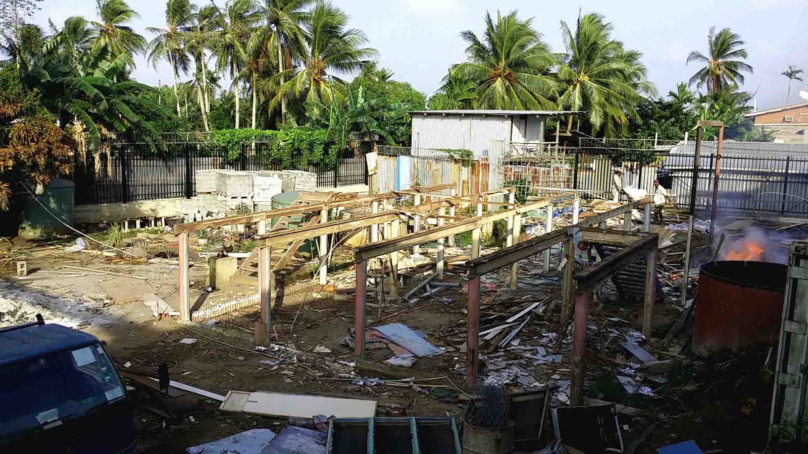 Pinoy In Papua New Guinea: Improving Things at Daru Island