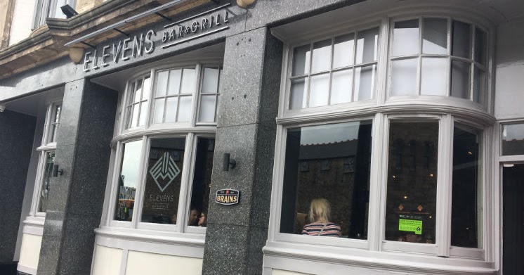 'Elevens', el bar de Gareth Bale en Cardiff: cómida rápida y deportes ...