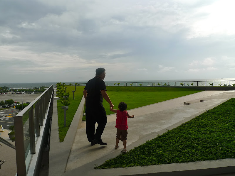 Nikki's Nurturance: Enjoying Two-Ecom Center's Novel Features