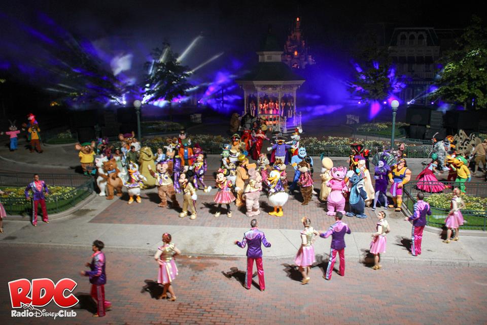 ImNotBad.com - A Jessica Rabbit Site: Roger Rabbit's Toontown Dream ...