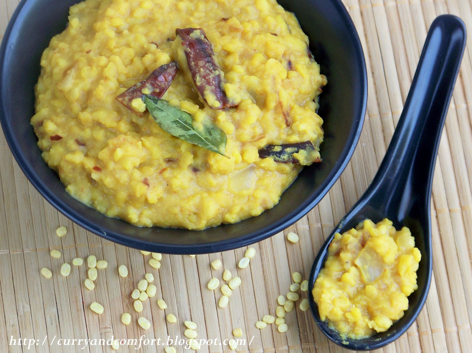Kitchen Simmer: Mung Dhal (Lentil) Curry