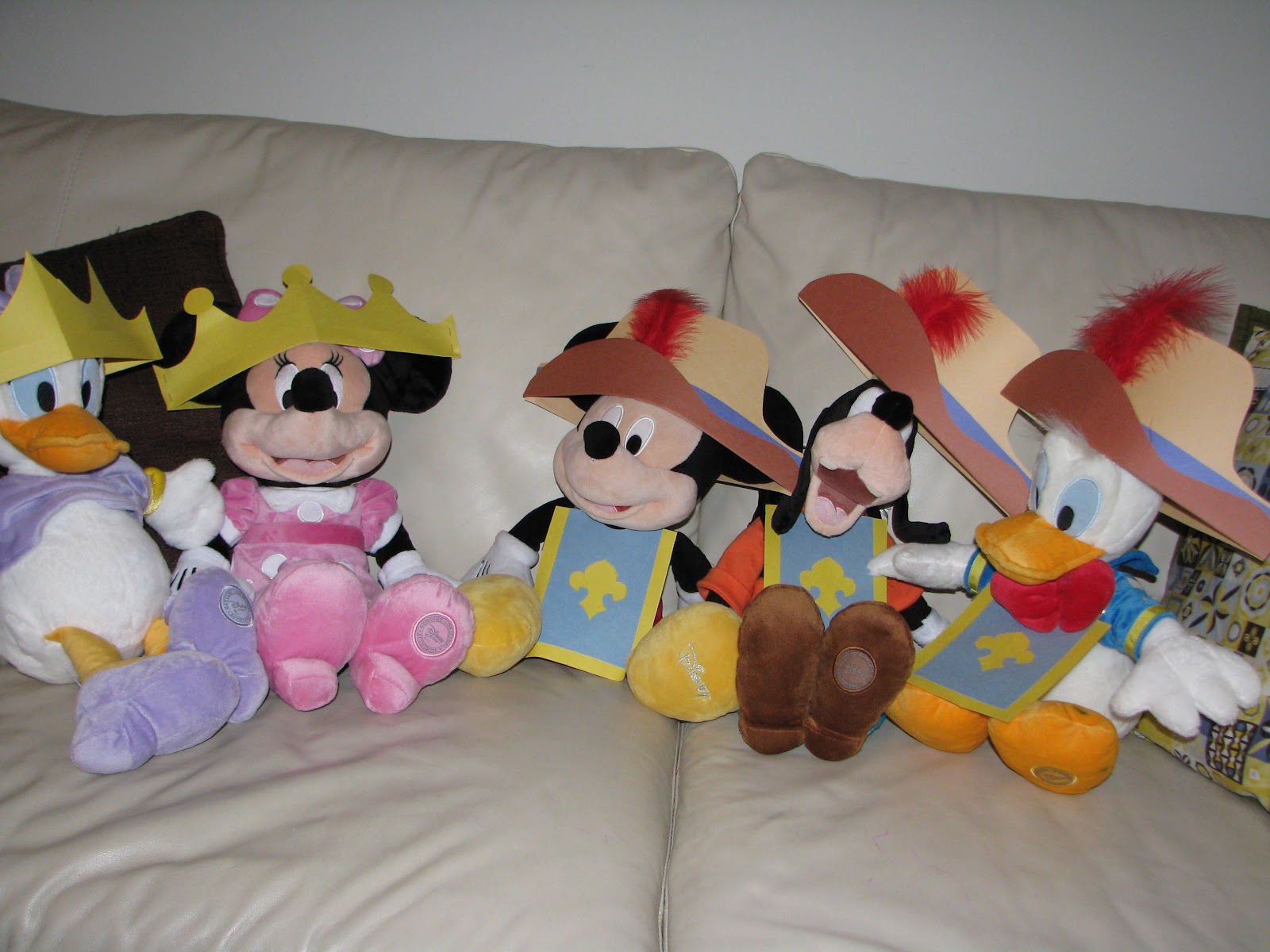 Original, Borrowed, Copied... And Shared: Mickey Mouse Three Musketeers ...