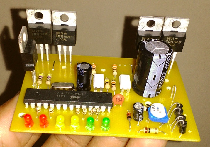 Sema PURE SINEWAVE INVERTER berbasis atmega328 dengan feedback (AC ...