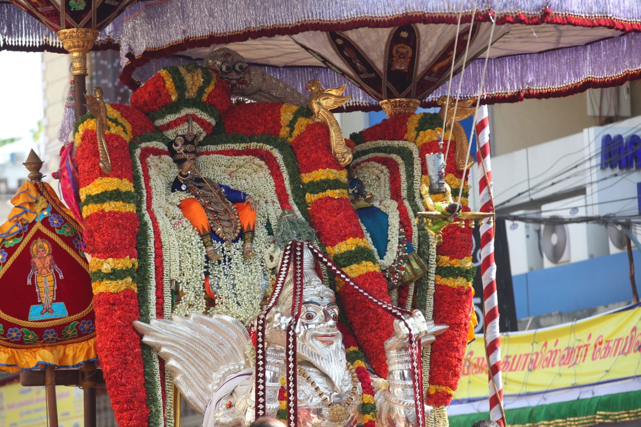 Mylapore Panguni Fest: Lord Shiva mounts one of his biggest devotees ...
