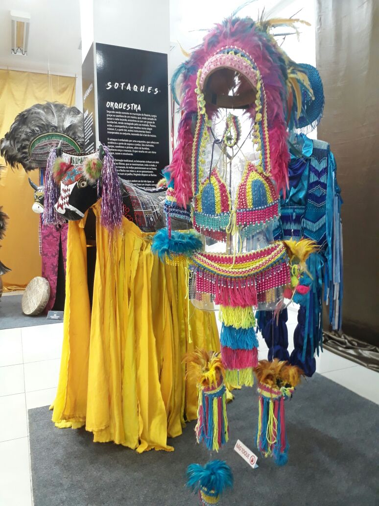 Genivaldo Abreu: SOTAQUES: EXPOSIÇÃO FAZ PASSEIO PELA DIVERSIDADE ...