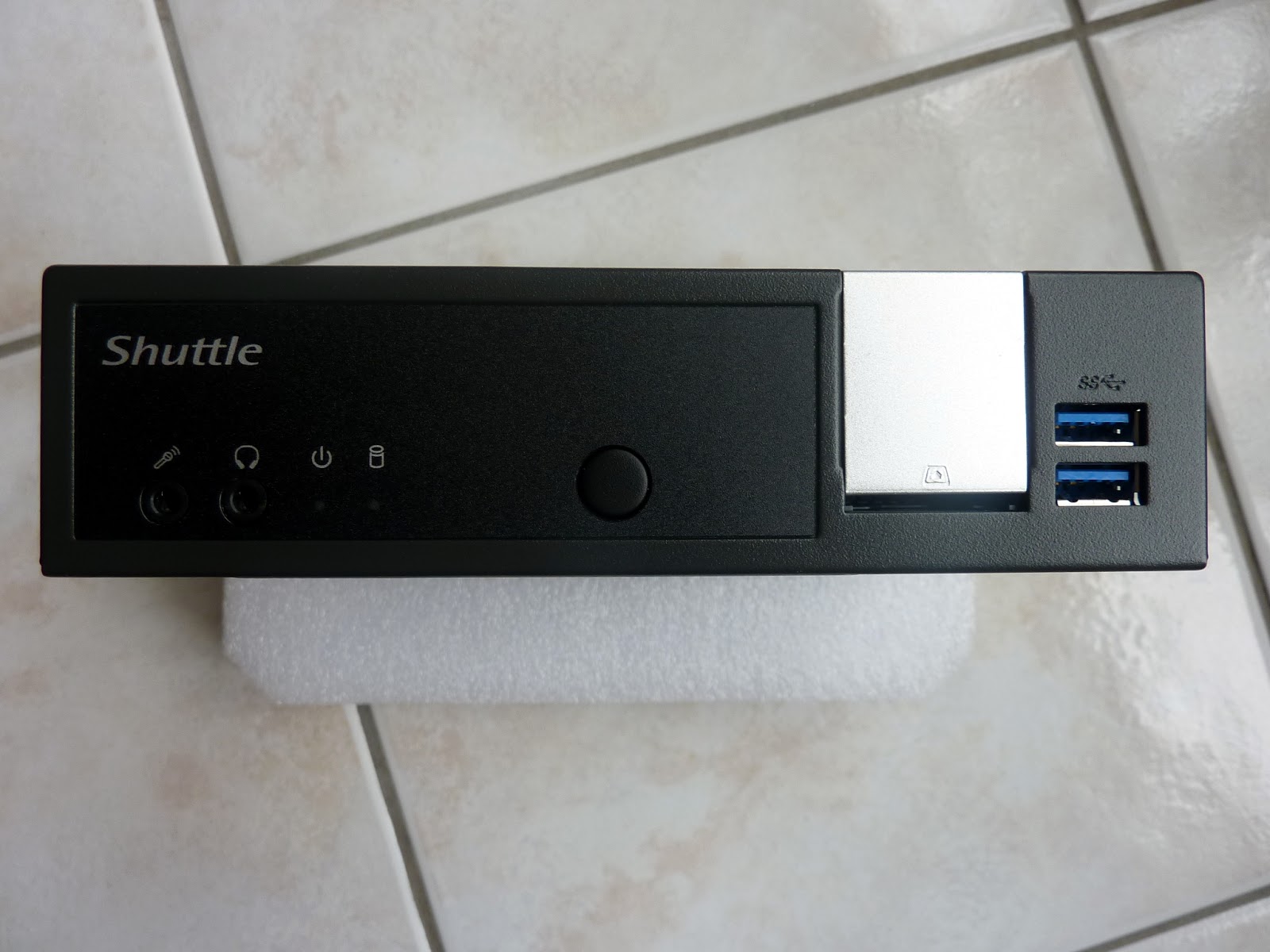 FanlessTech: Shuttle DX30 overview