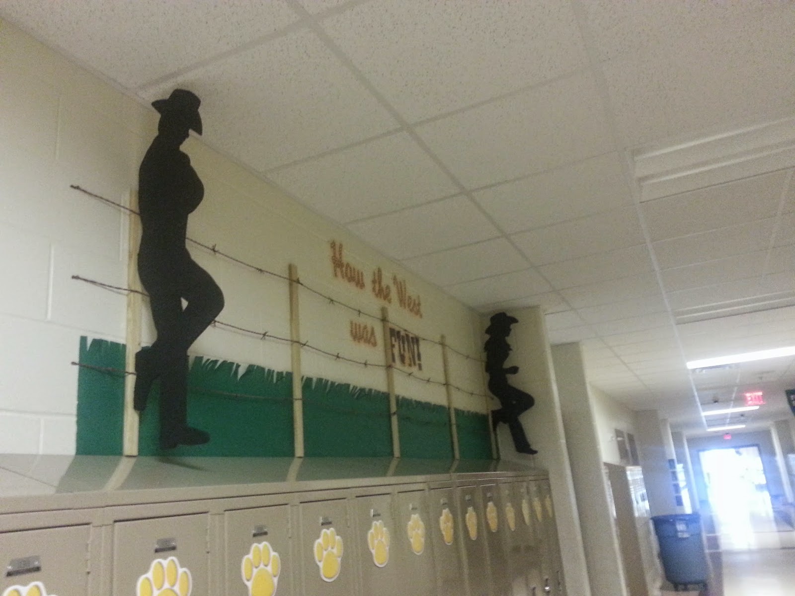 Team Nielson's Newstand: 2014-2015 Western Theme Classroom