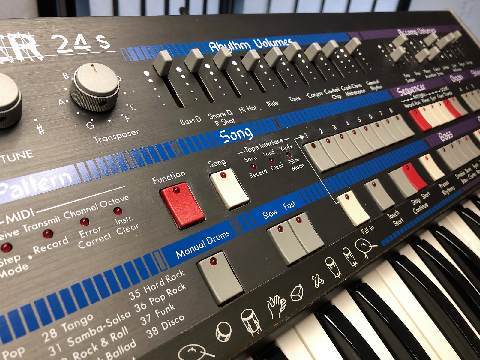 MATRIXSYNTH: Solton Programmer 24s