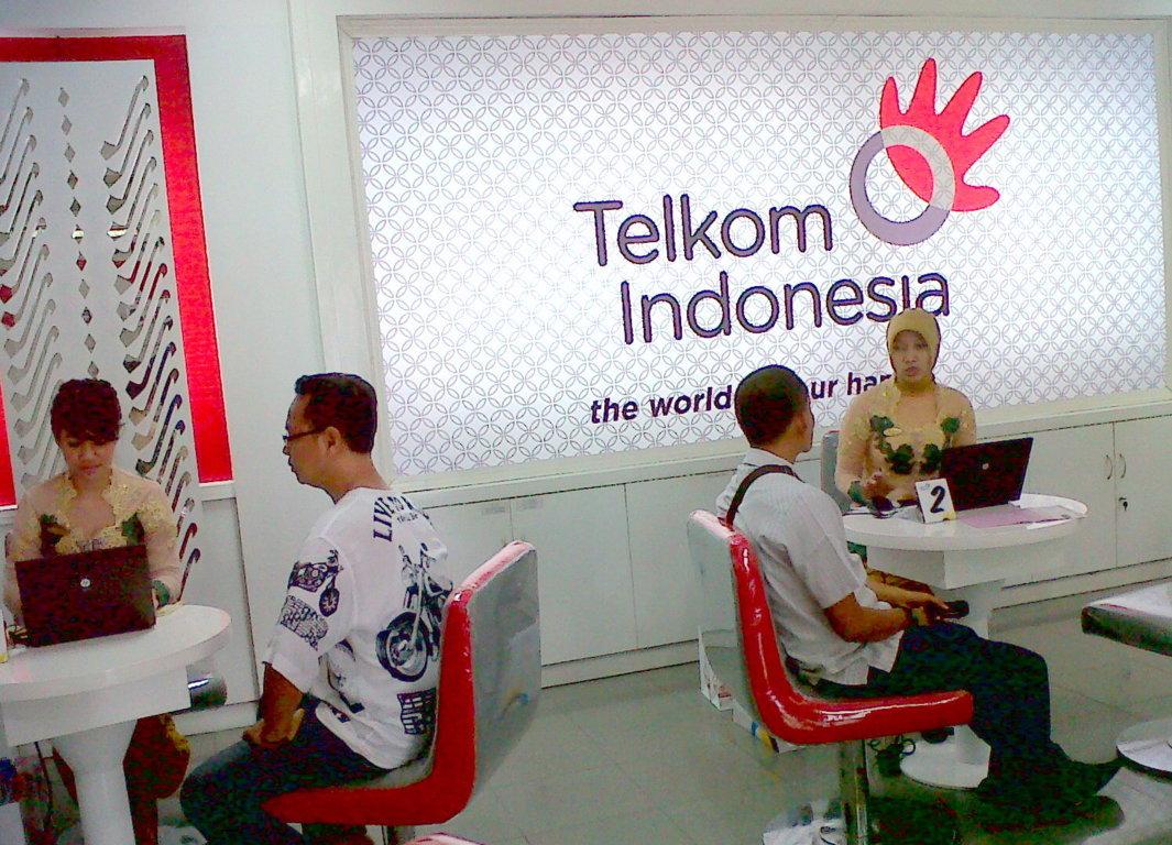 PT Telekomunikasi Indonesia Tbk - Recruitemnt For D3, Customer Service ...