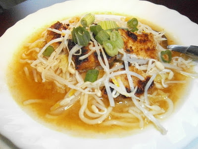 Délices d'une novice: Soupe de ramen (nouilles chinoises) au miso, chou ...