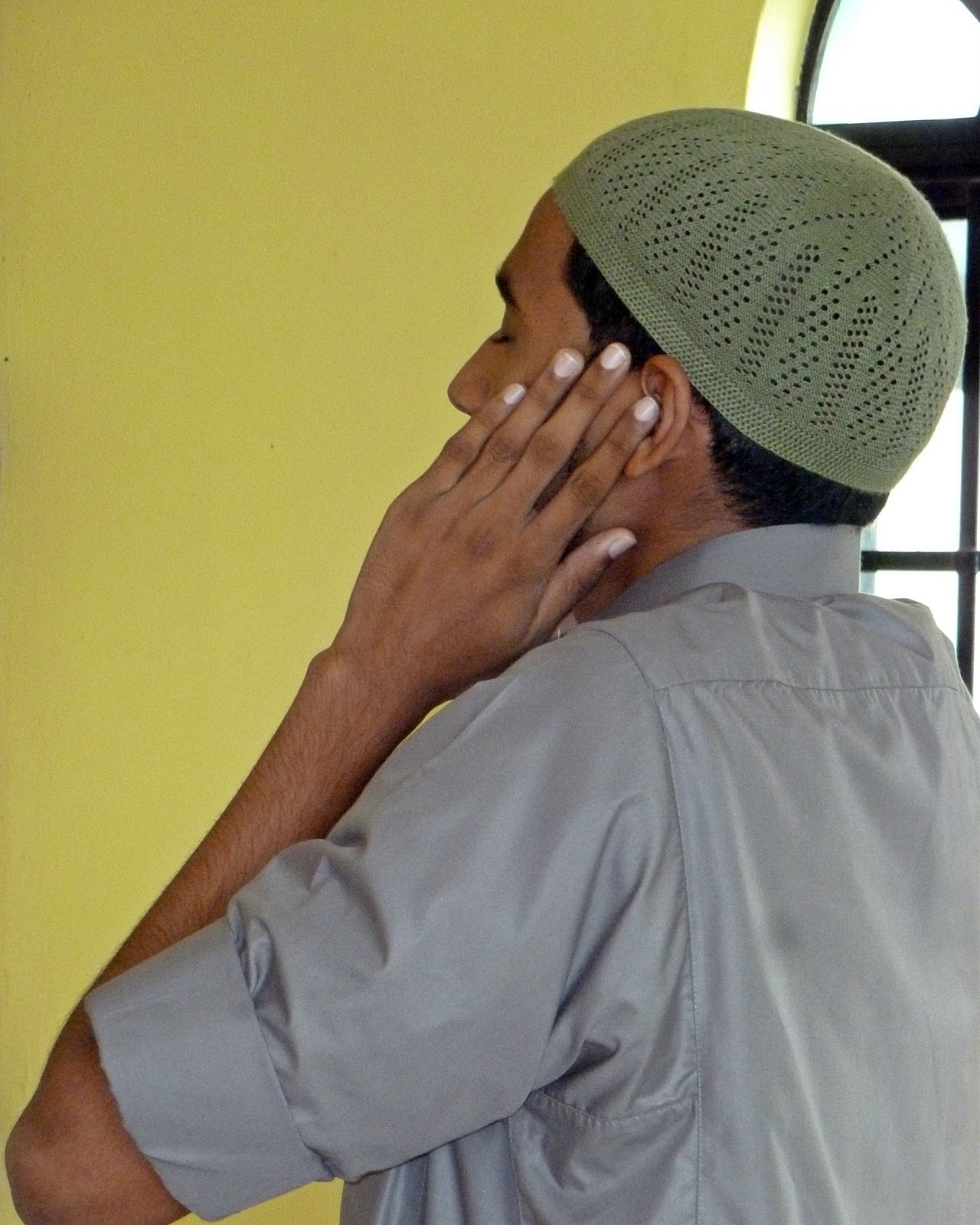 Adab dan Sunah Rasulullah SAW tentang Azan dan Iqamat - RIFANFAJRIN.COM