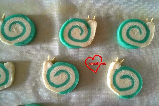 Loving Creations for You: Snail Shortbread Cookies