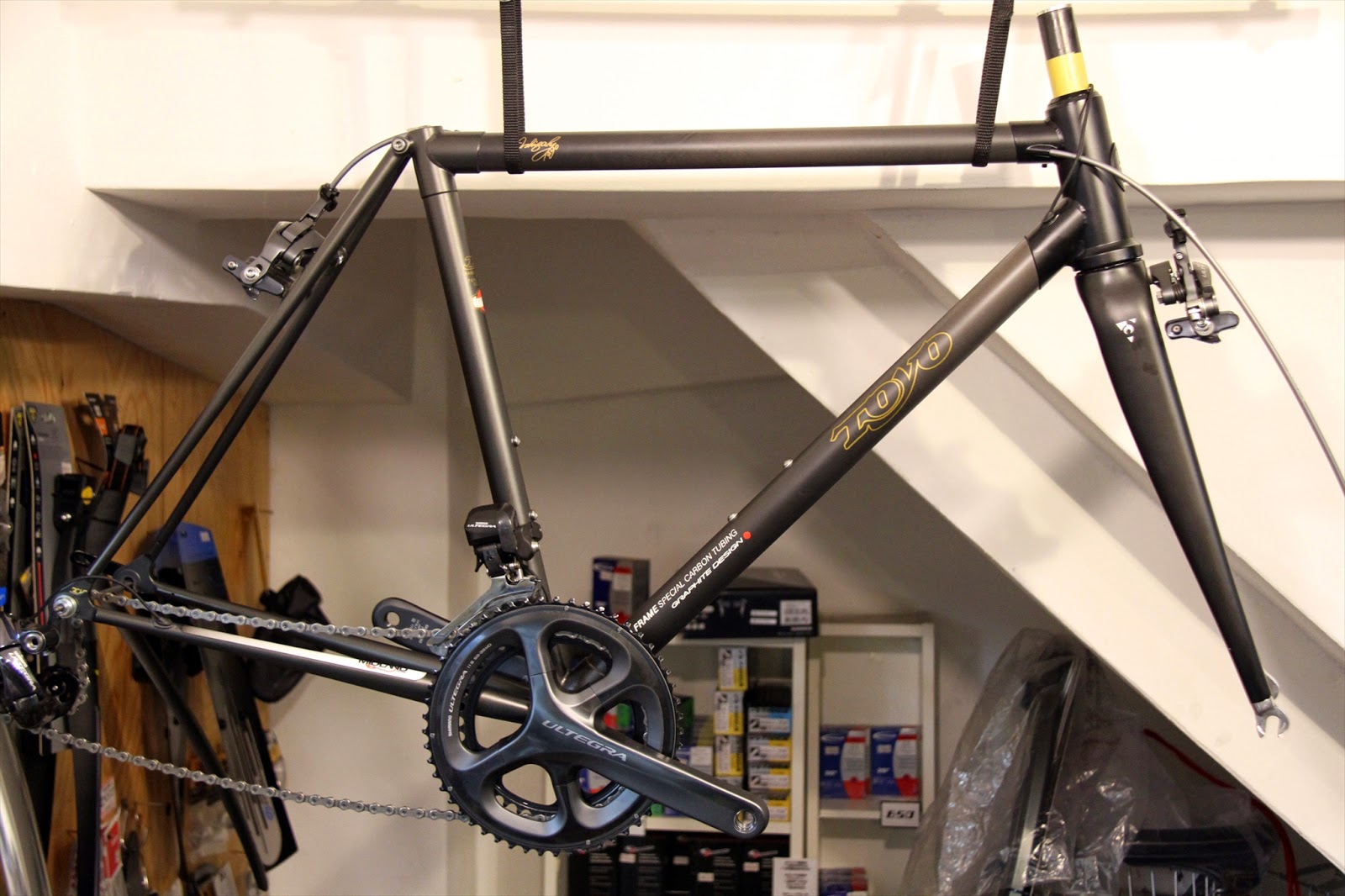 TOYO Carbon Crmo ハイブリッドRoad