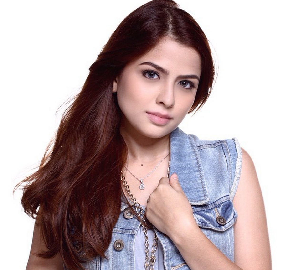 Alexa Ilacad - Alchetron, The Free Social Encyclopedia