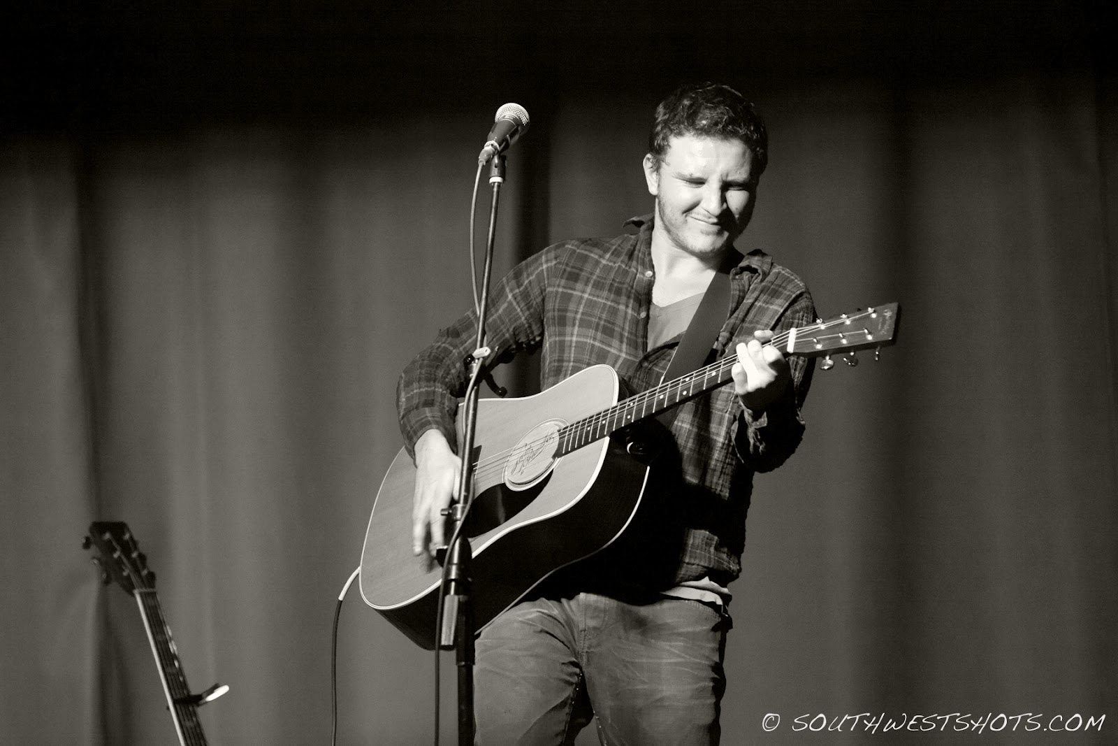 Sam Bradley Music - A Soulful Sound: Spreading The Word about Sam Bradley!!