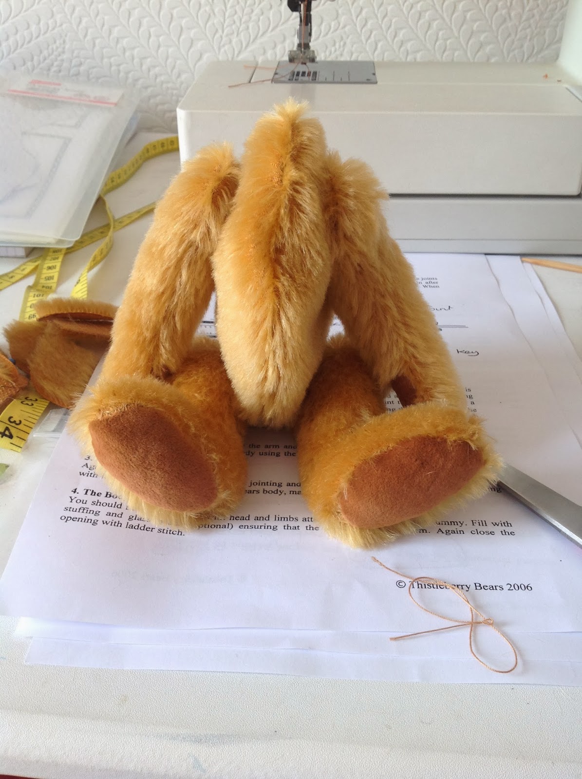 The Inquisitive Weaver: Weaving a bear!