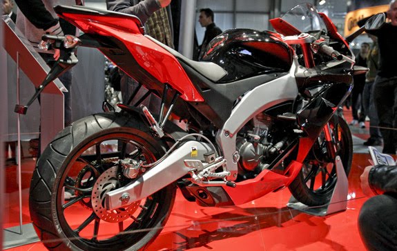 Aprilia RS4 125 With A New Engine ~ THE AUTOMOTIVE WORLD BLOG