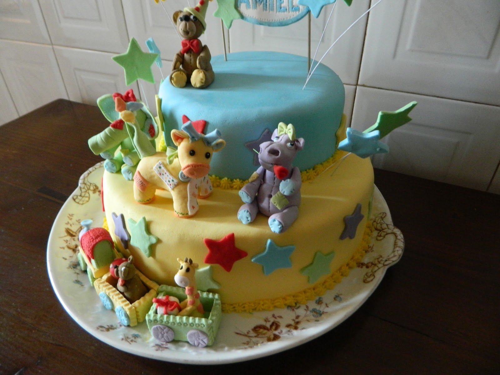 Nelly's Cakes: Torturi pentru copii